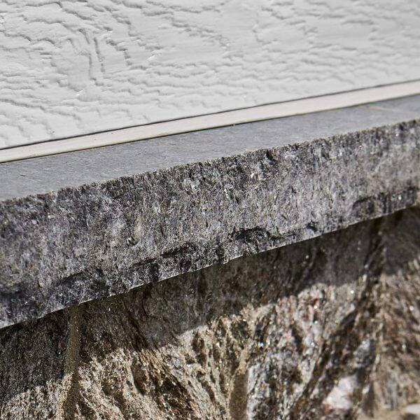 Ledgestone Starlight Black Granite | Thin Stone Veneer